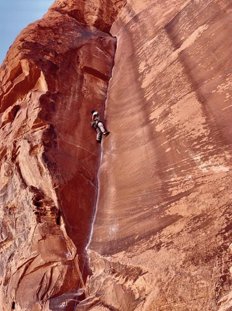 Toprope Soloing Made Easier and Safer with Avant’s TR Solo Kit - Alpinist